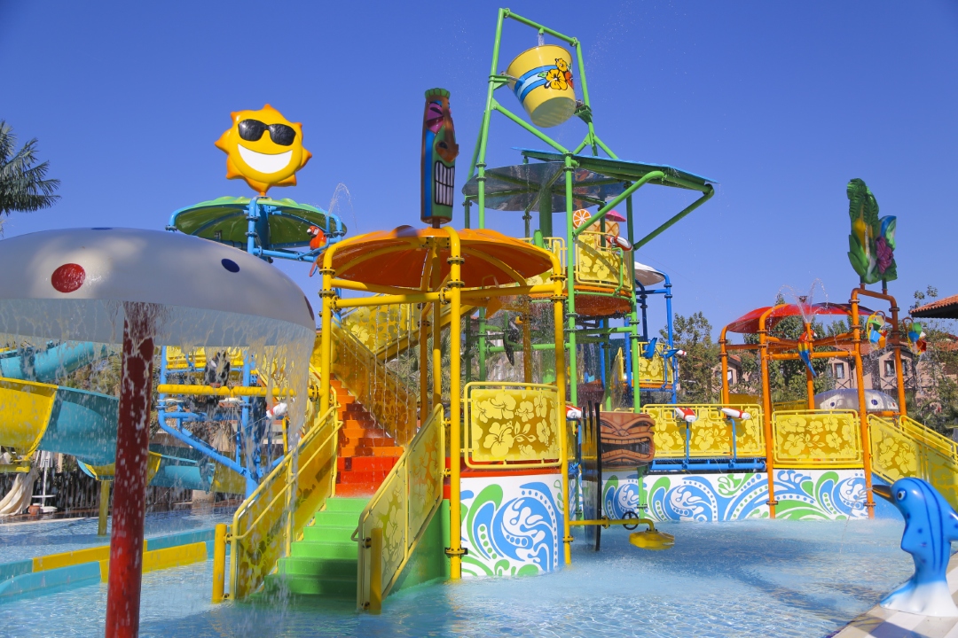 Polin Water Play Structures | Eleven Ltd.